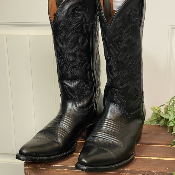 Joe Boots | Shoes | Joe Western Detailed Round Toe Boot | Poshmark